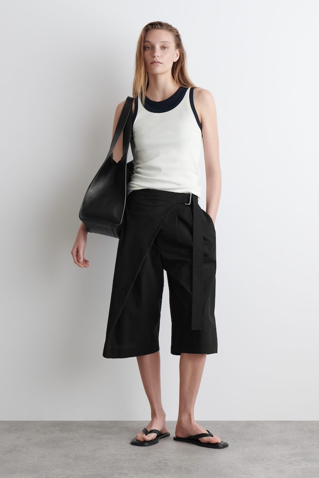 RIBBED TANK TOP - WHITE / NAVY | COS