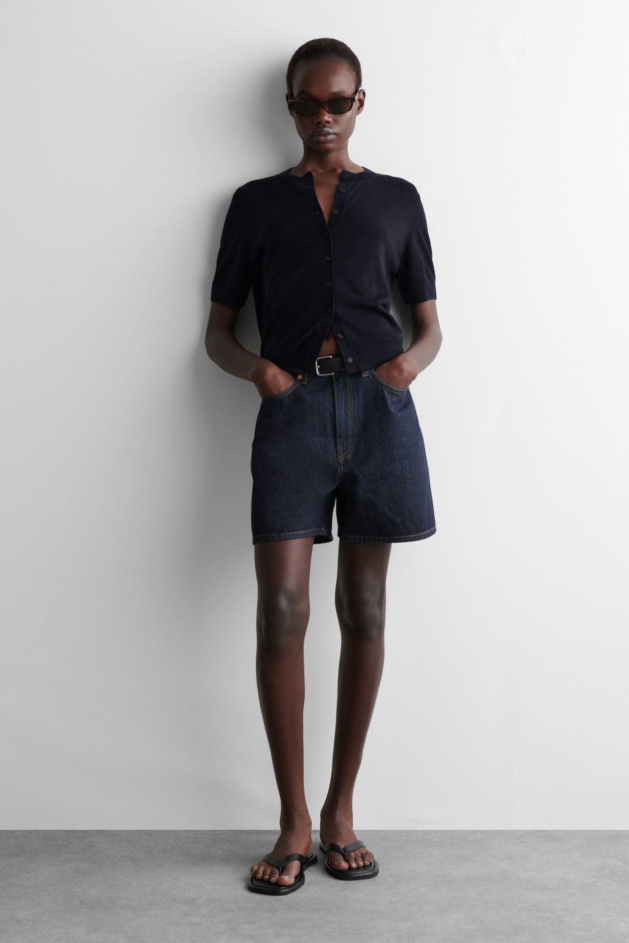 HIGH-RISE DENIM SHORTS - INDIGO | COS