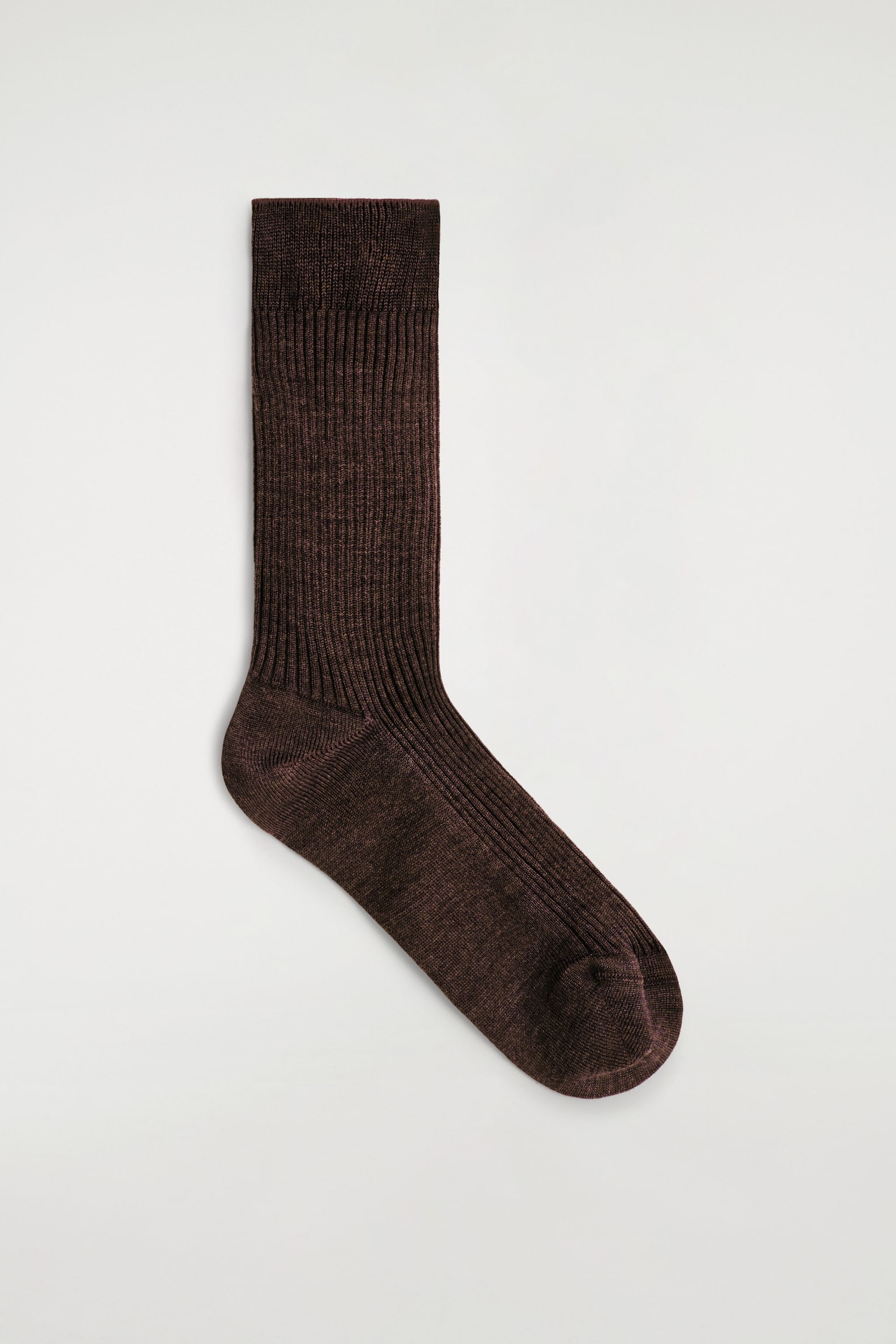 RIBBED SILK SOCKS - DARK BROWN | COS
