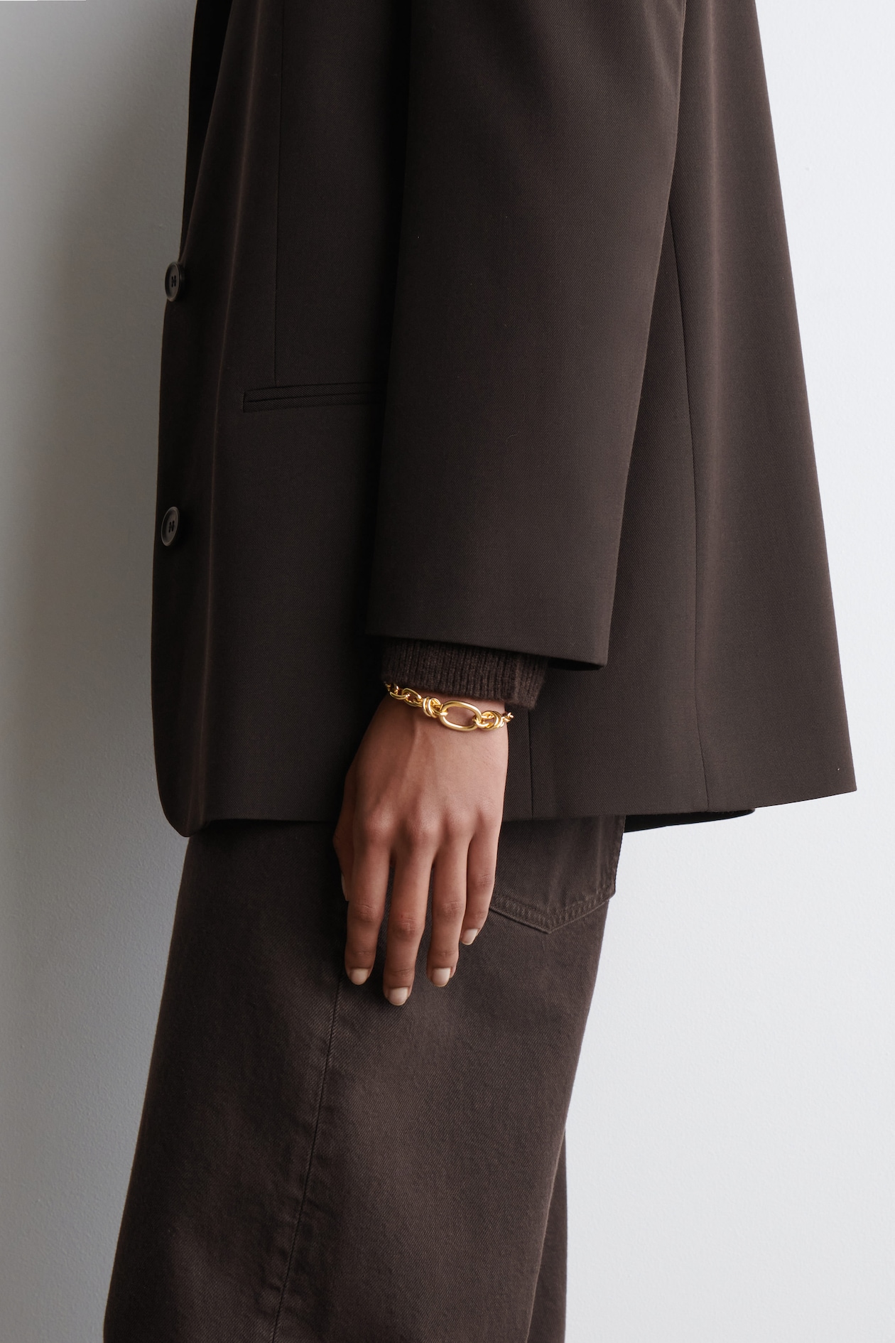MISMATCHED CHAIN BRACELET - GOLD | COS