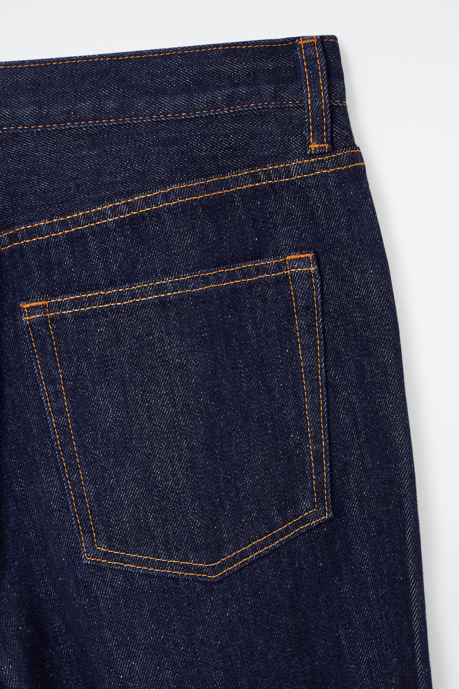 ARCH TAPERED JEANS - INDIGO | COS DE