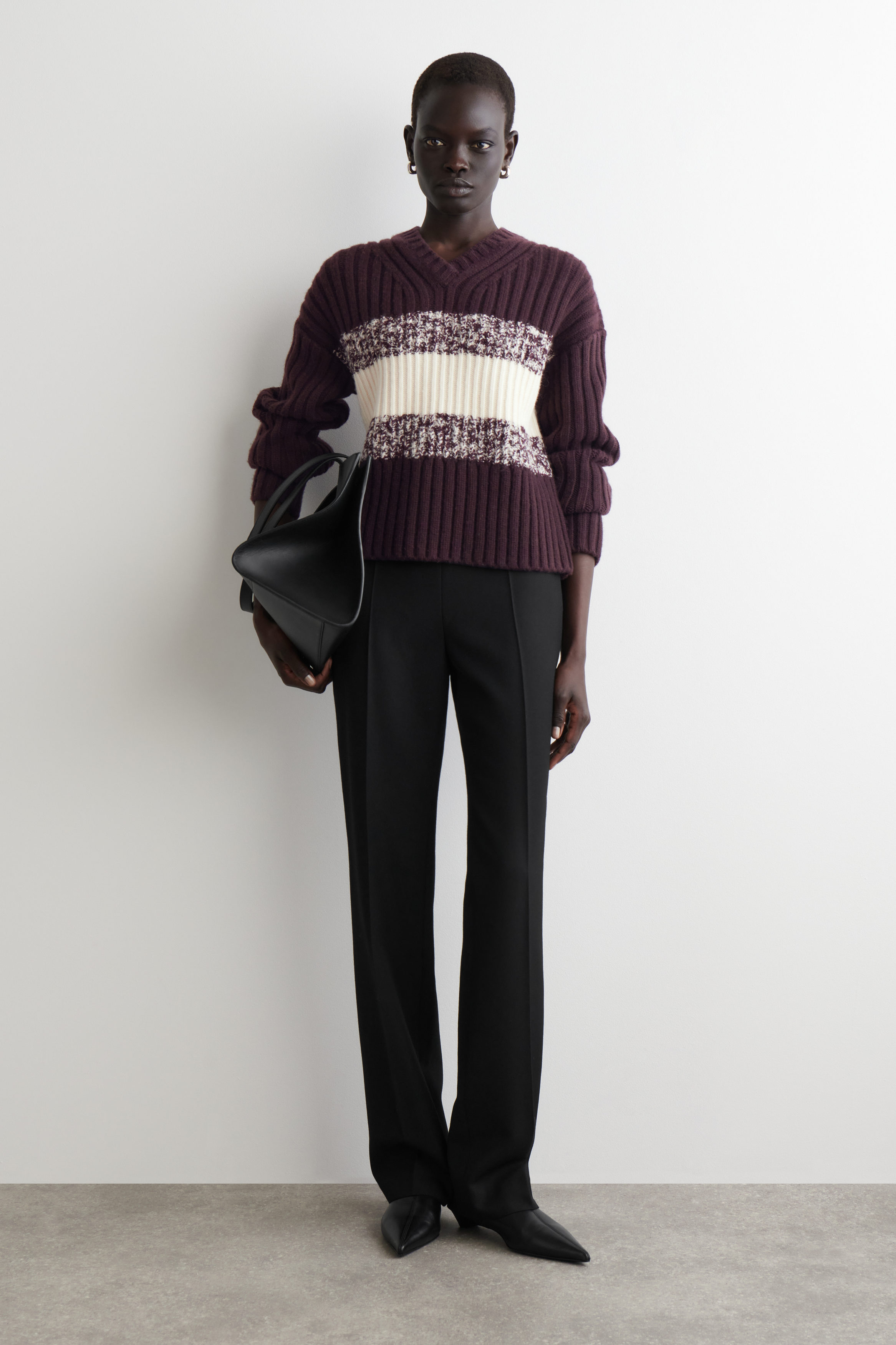 Cos TEXTURED MERINO WOOL V-NECK JUMPER | King's Cross