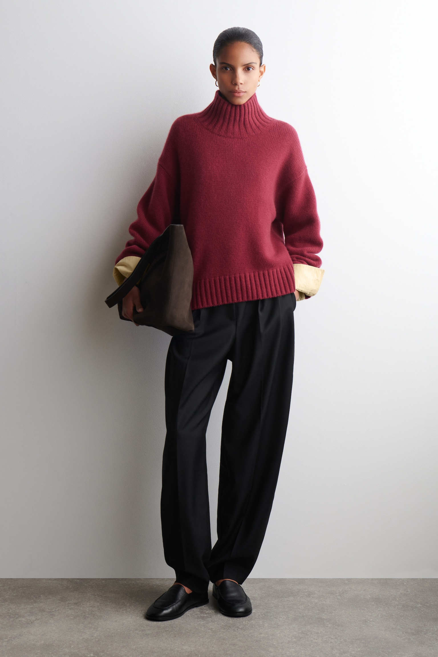 CHUNKY CASHMERE FUNNEL-NECK JUMPER - DARK RED | COS GB