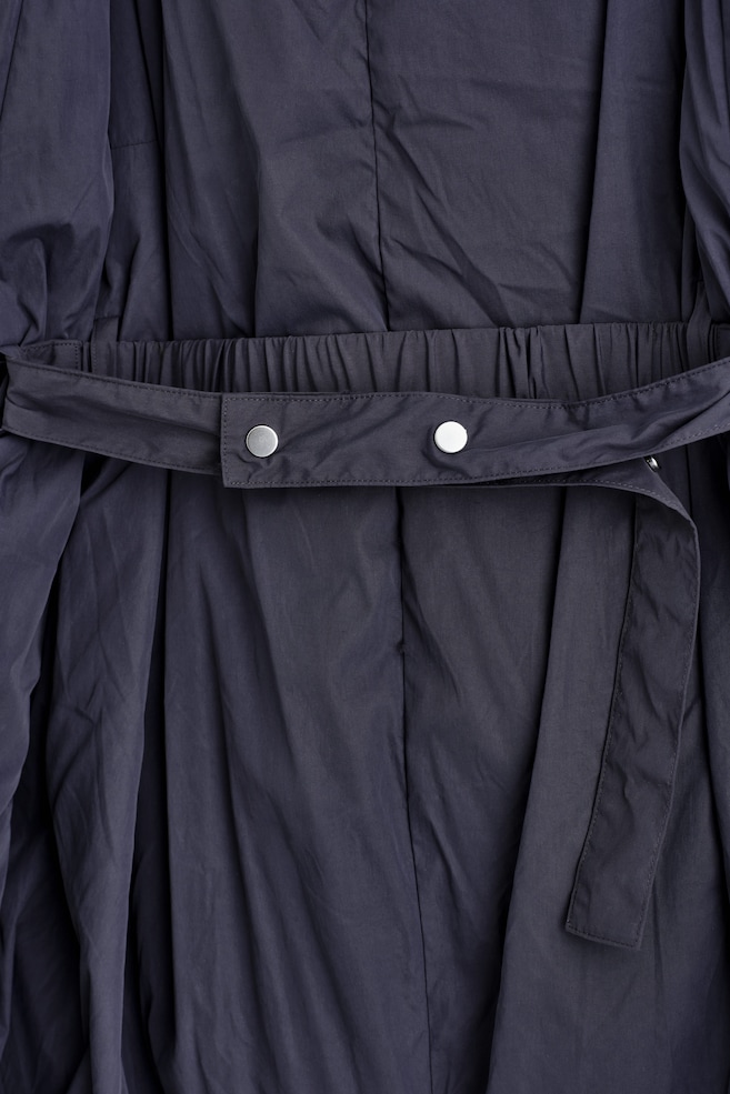 OVERSIZED SCULPTED DOWN PUFFER JACKET - NAVY | COS GB