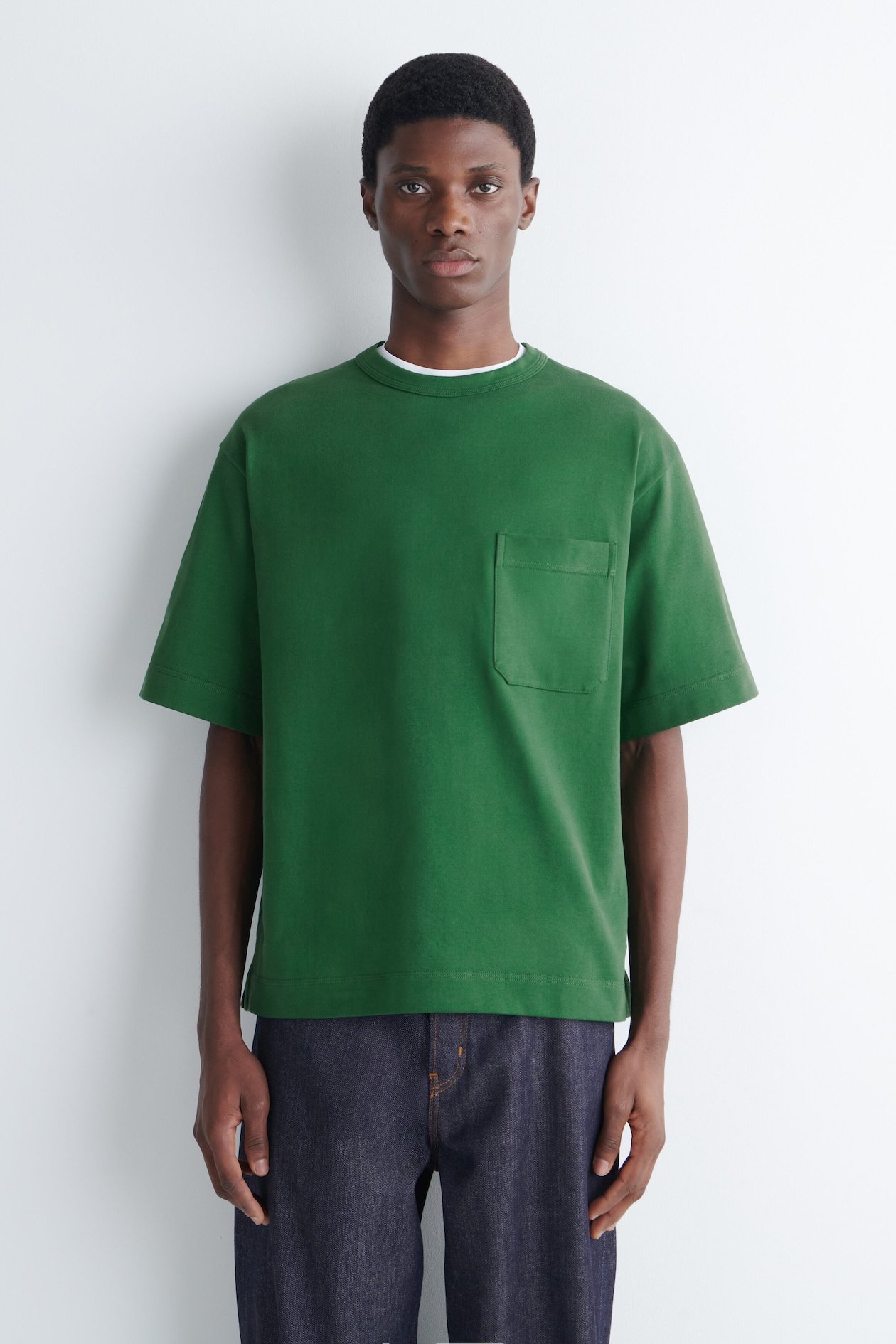 OVERSIZED HEAVYWEIGHT T-SHIRT - DARK GREEN | COS US