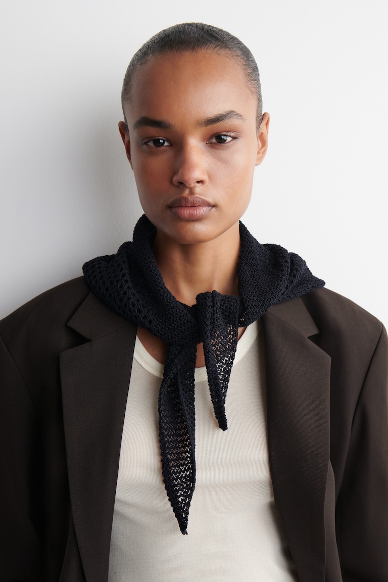 Scarves, Hats & Gloves - COS