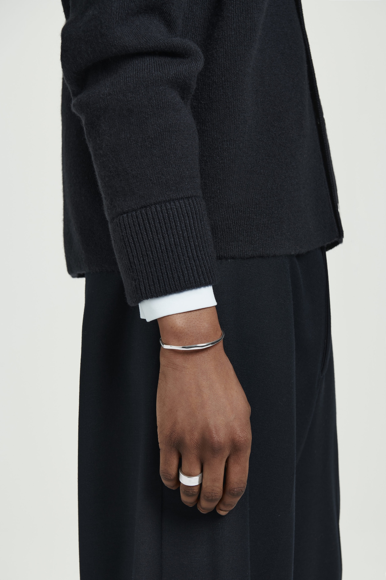 SLIM STERLING SILVER CUFF - SILVER | COS