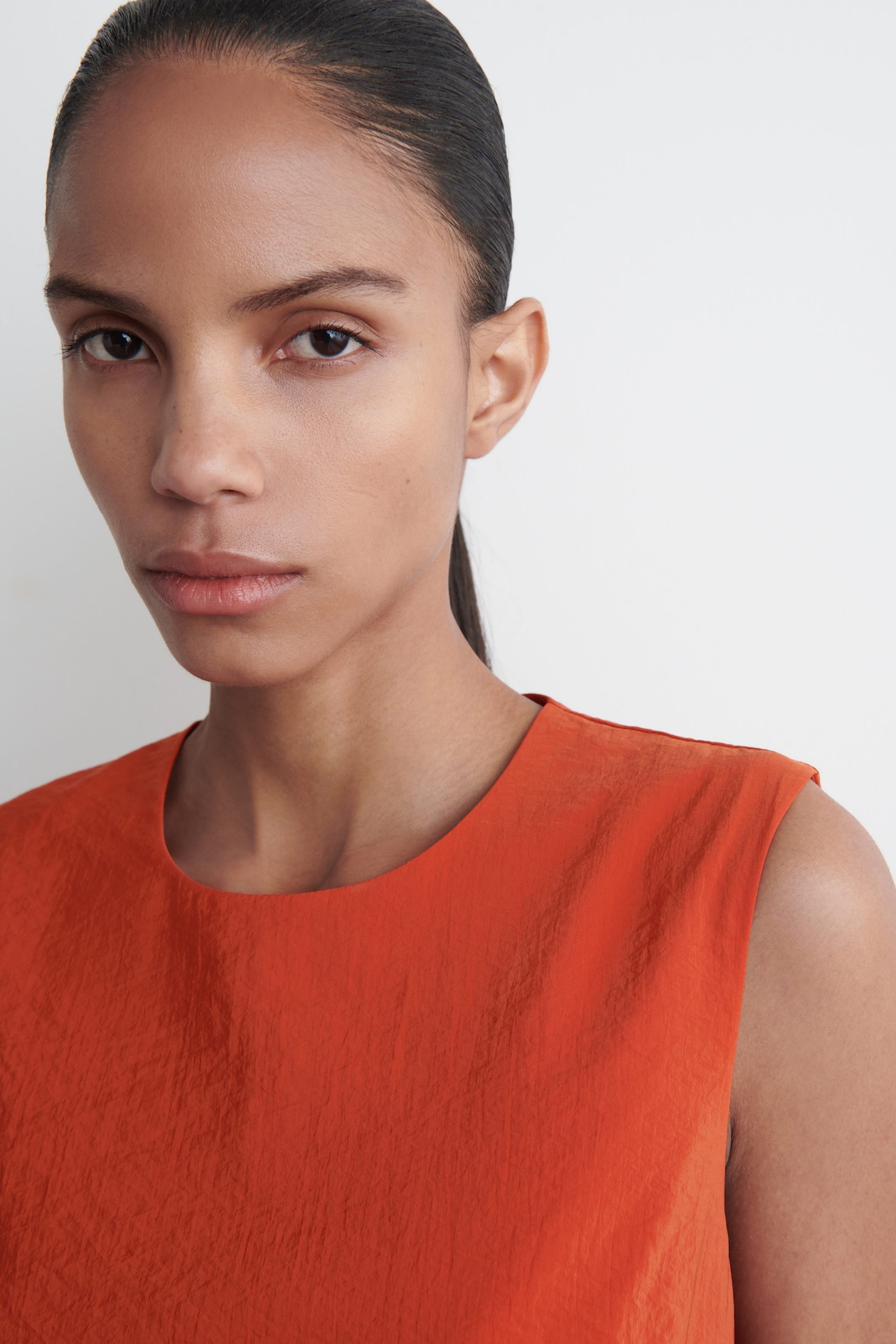 SLEEVELESS BUBBLE-HEM MIDI DRESS - ORANGE | COS