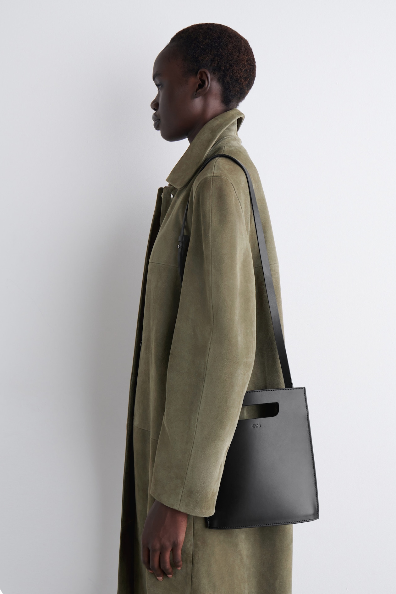 MINI SAC FOLIO - CUIR - NOIR | COS FR