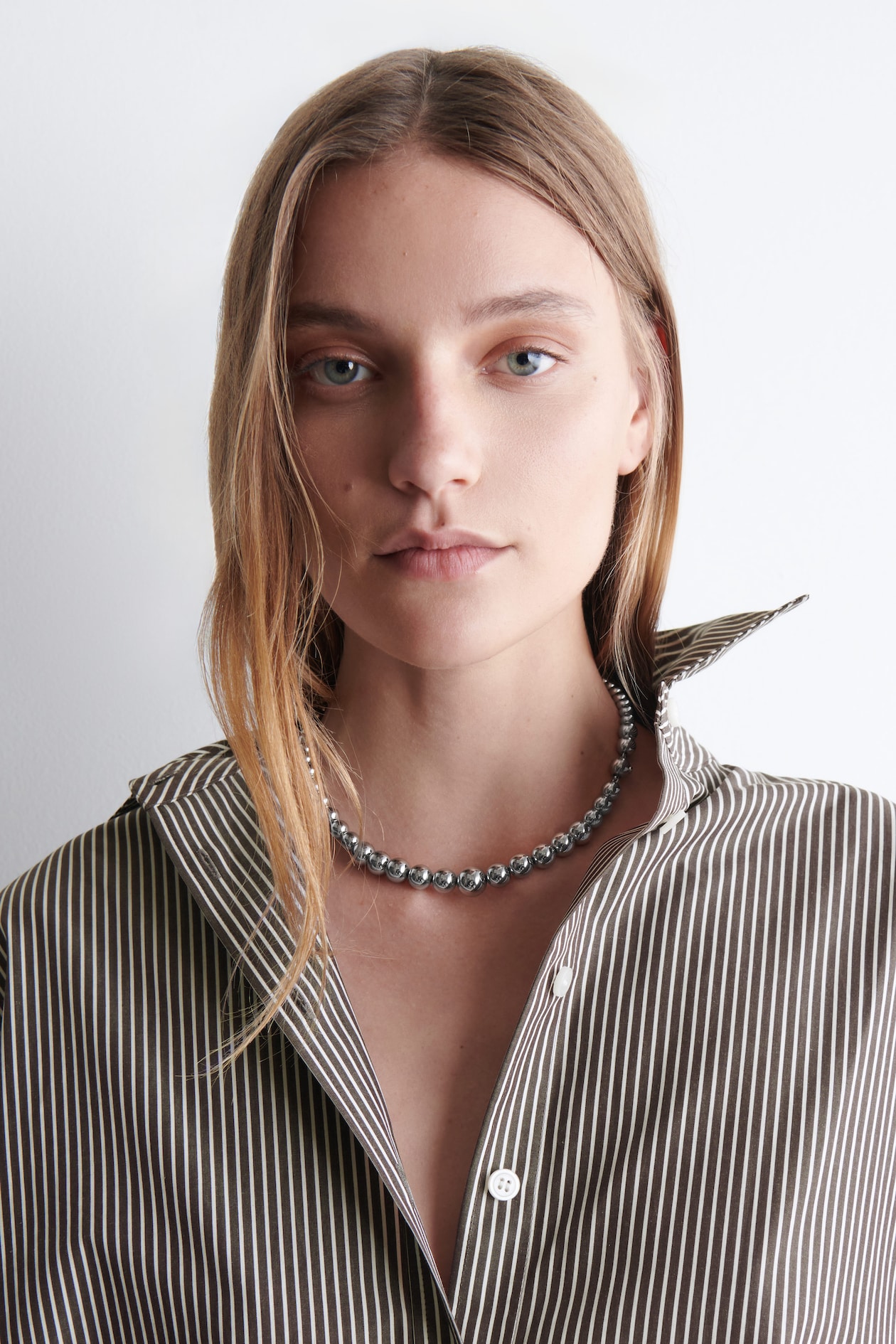 BEADED NECKLACE - SILVER | COS