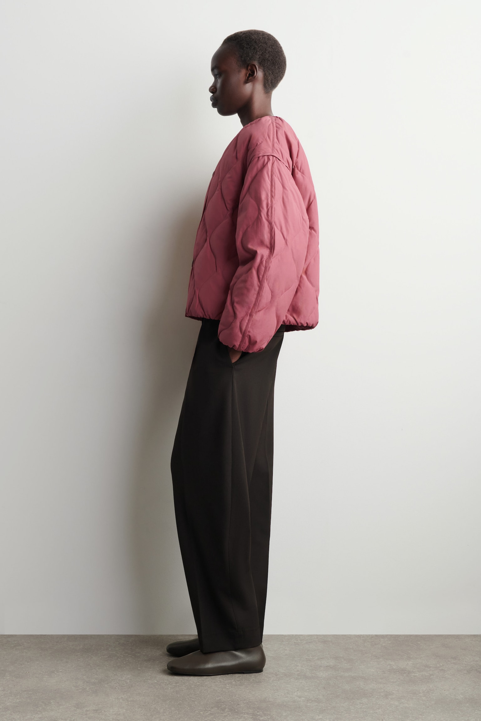 GATHERED QUILTED DOWN JACKET - DARK RED | COS US