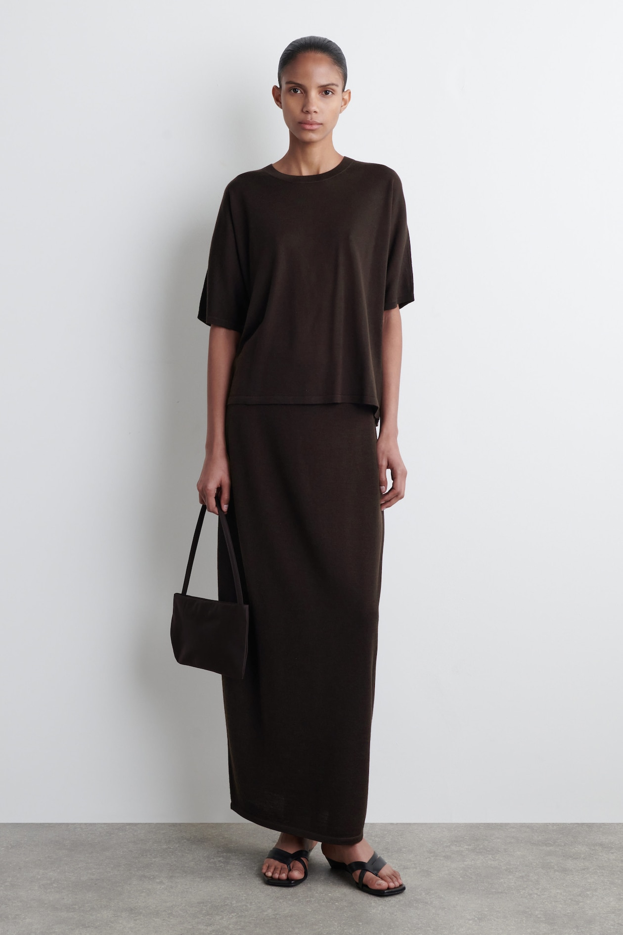 ROUNDED MERINO WOOL MAXI SKIRT - DARK BROWN | COS