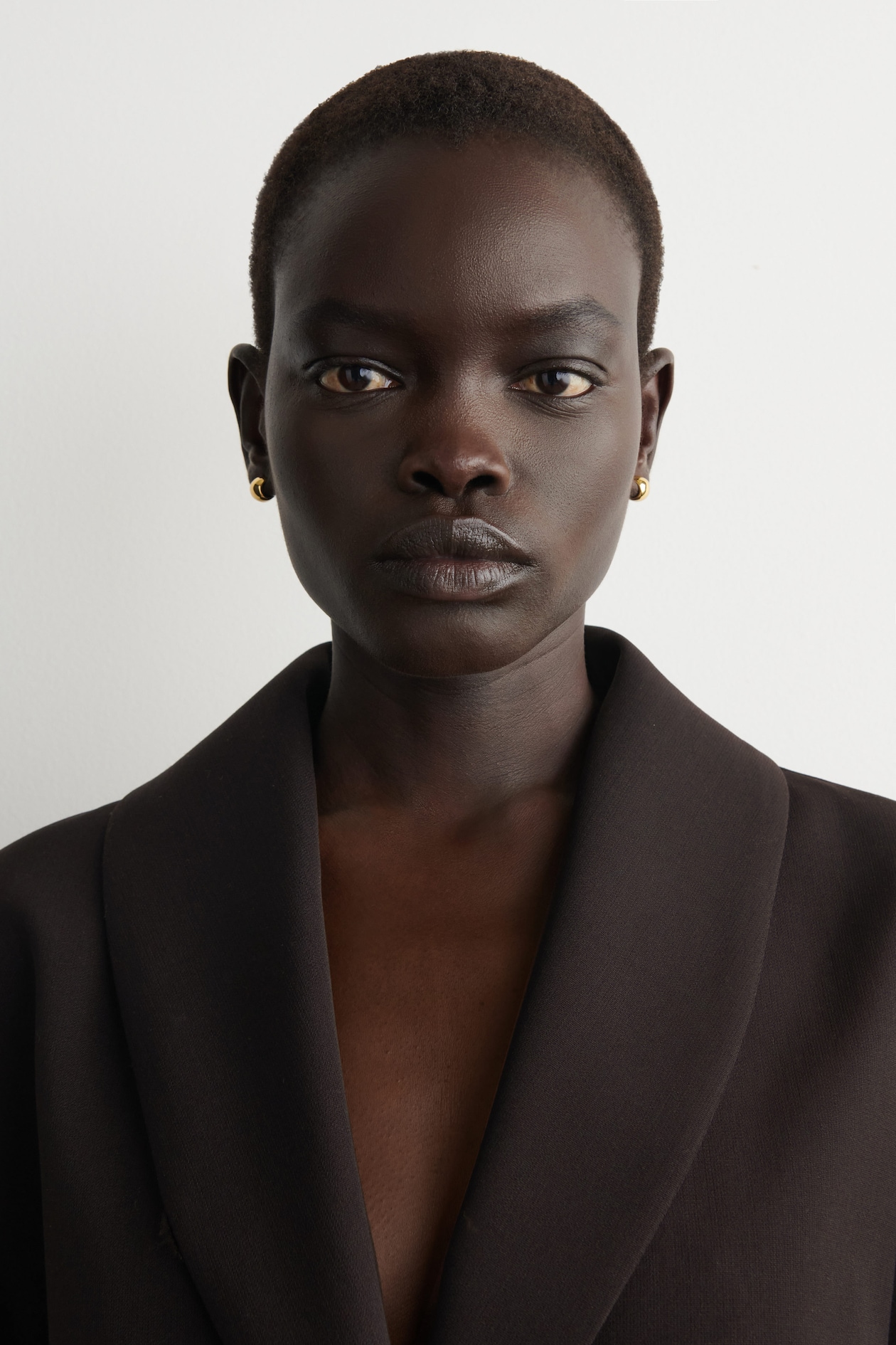 MINI HALF-HOOP EARRINGS - GOLD | COS