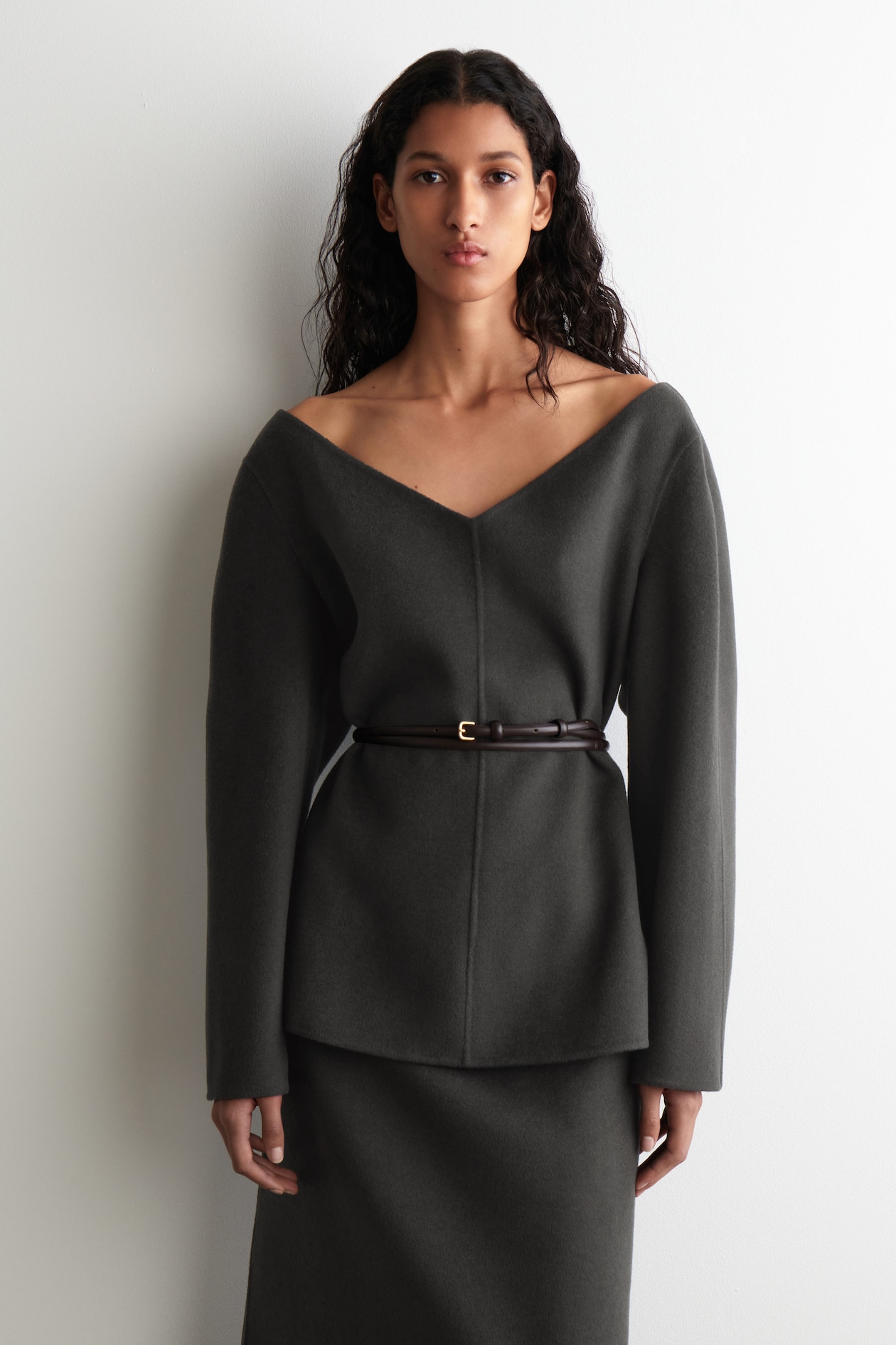 DOUBLE-FACED WOOL V-NECK TOP - STEEL | COS US