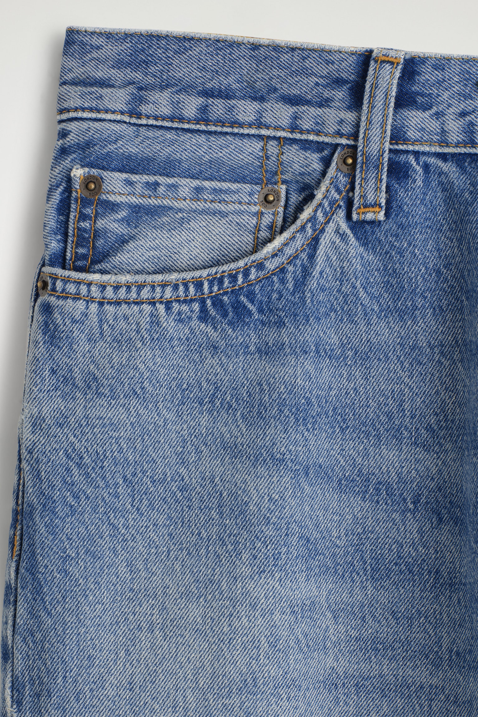 SIGNATURE REGULAR-FIT STRAIGHT-LEG JEANS - BLUE | COS US
