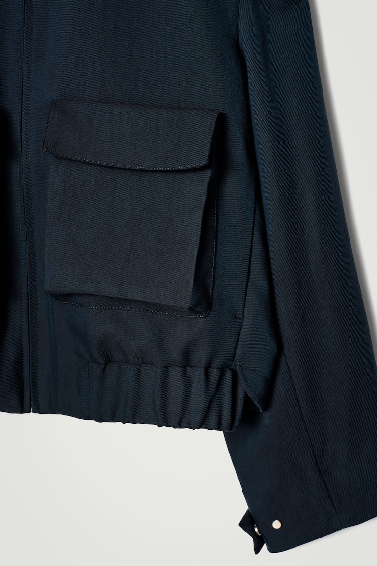 UTILITY BOMBER JACKET - MIDNIGHT | COS US