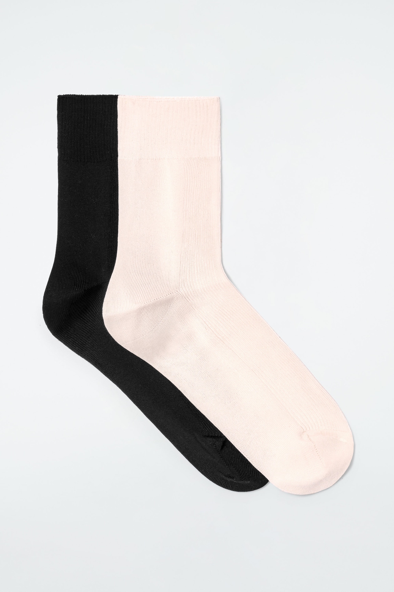 2-PACK RIBBED PANEL SOCKS - BLACK / LIGHT PINK | COS
