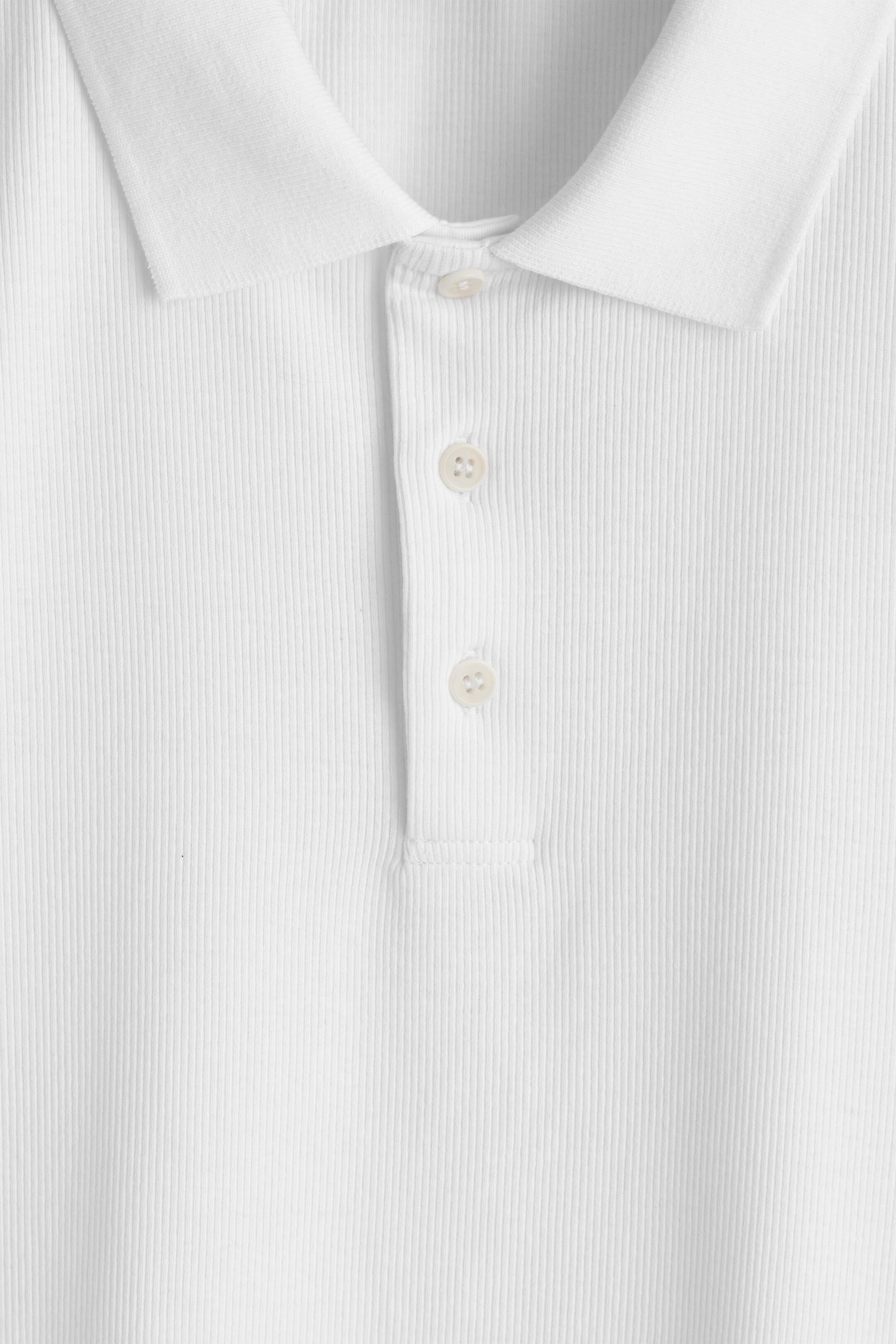 POLO SLIM À MANCHES COURTES EN COTON CÔTELÉ - BLANC - HOMME | H&M FR