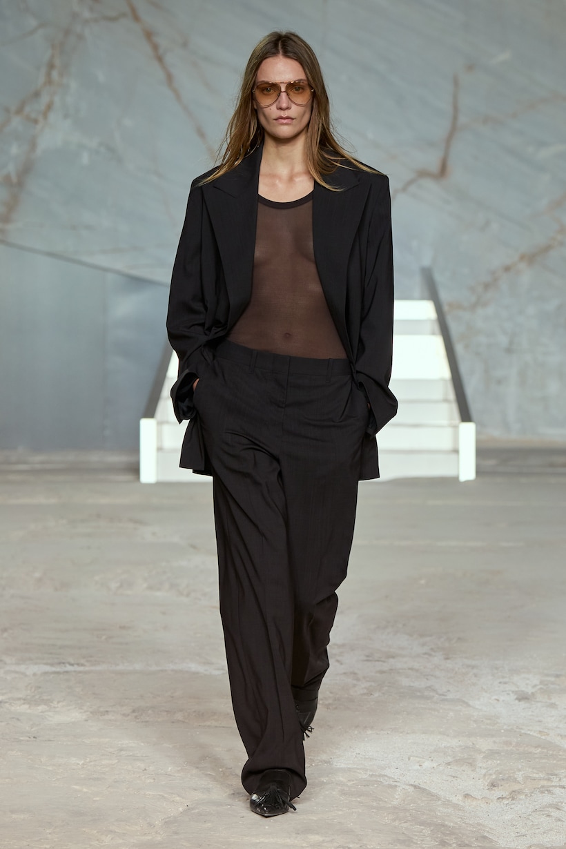 COS Autumn Winter 2025 Runway | COS GB