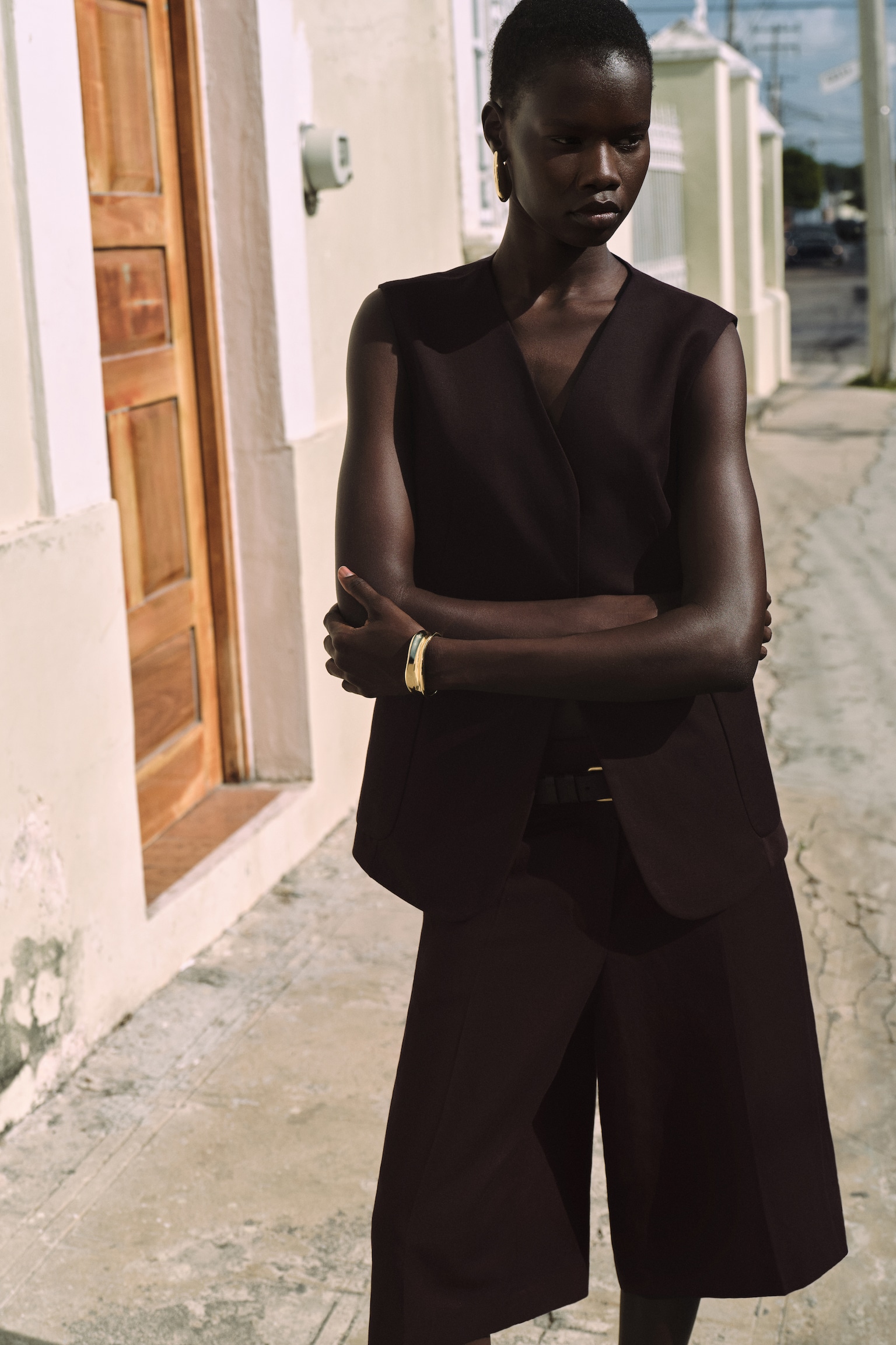 Collezioni COS: il lino estivo da donna | COS